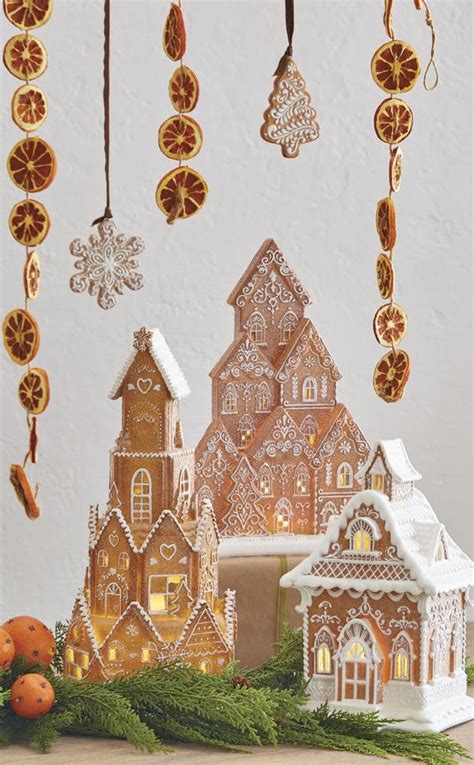 30 Gingerbread Christmas Decor Ideas You Will Love