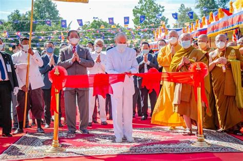 ព្រះករុណា ព្រះមហាក្សត្រយាងសម្ពោធមណ្ឌលព្រះកម្មដ្ឋាន