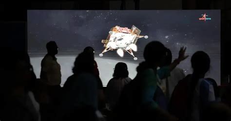 La Misión Espacial De La India Logra Con éxito Alunizar En El Polo Sur