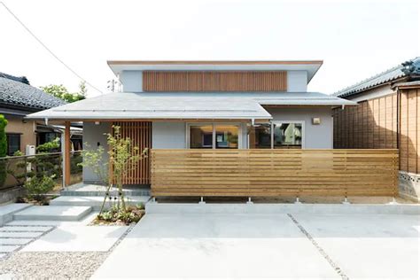 平屋で快適な暮らしを！コンパクトで居心地のいい和モダンの家 Homify 平屋 外観 和モダン 和モダンな家 平屋外観
