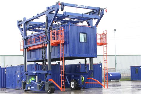 Combilift Straddle Carrier For Ferguson Modular Combilift