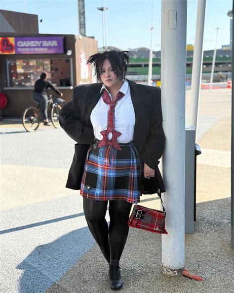 Claudia Roldán 🌙 Claudiarldn • Instagram Photos And Videos