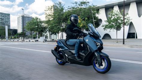 Yamaha XMax 125 prezzo velocità scheda e rilevamenti