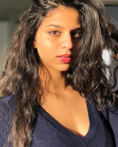 Suhana Khan Oozes Oomph