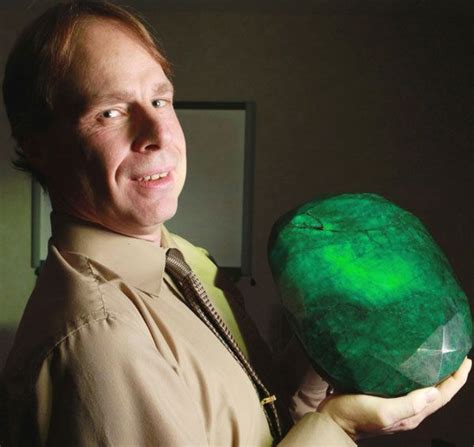 Teodora Is The Largest Emerald In The World Girls Best Friend Big