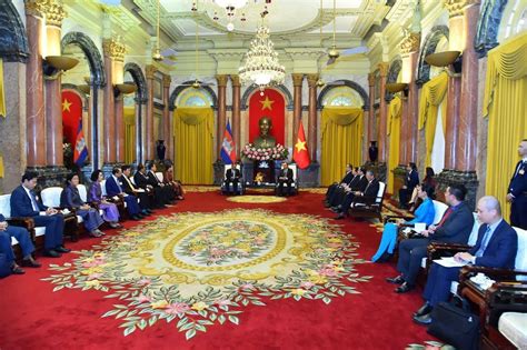 លោក ង្វៀន សួនហ៊្វុក