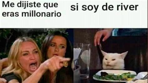 La Verdadera Historia Del Meme De La Mujer Que Le Grita Al Gato Malvado