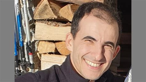 Lurate Caccivio Como Morto Luomo Colpito Da Un Tronco Nel Varesotto Il Giornale Del Ticino