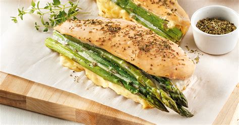 Poitrines De Poulet Farcies Asperges Et Fromage 5 Ingredients 15 Minutes