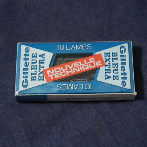 Nos Vintage Dispenser Of 10 Gillette Bleue Extra Safety Razor Blades