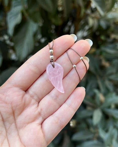 ვარდისფერი კვარცის ყელსაბამი Angella Kelis მაღაზია