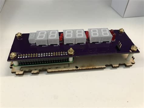 Gallery Raspberry Pi Zero W Desk Clock Hackaday Io