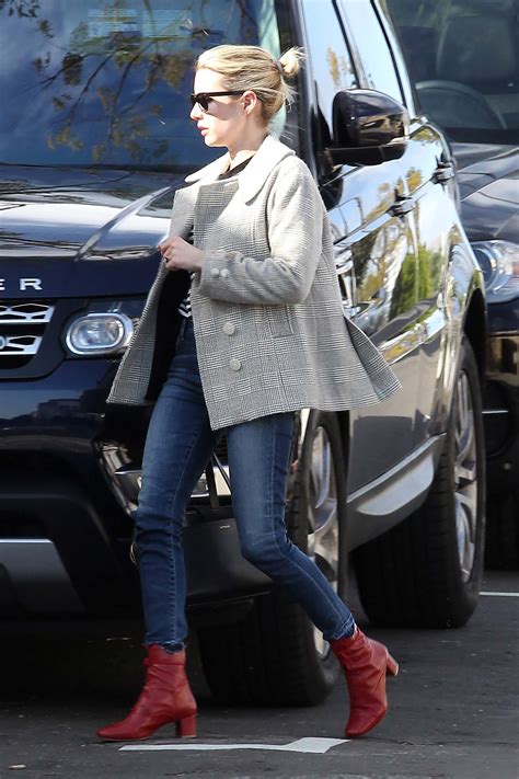 Emma Roberts Wears Citizens Of Humanity Rocket Crop Skinny Jeans The