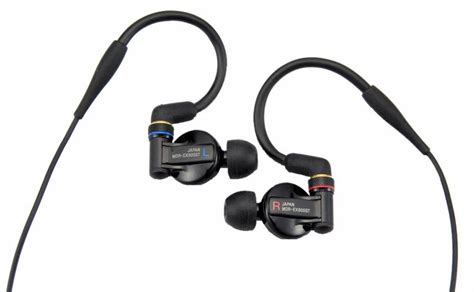 Tai nghe In ear là gì Có gì khác biệt so với Earbuds