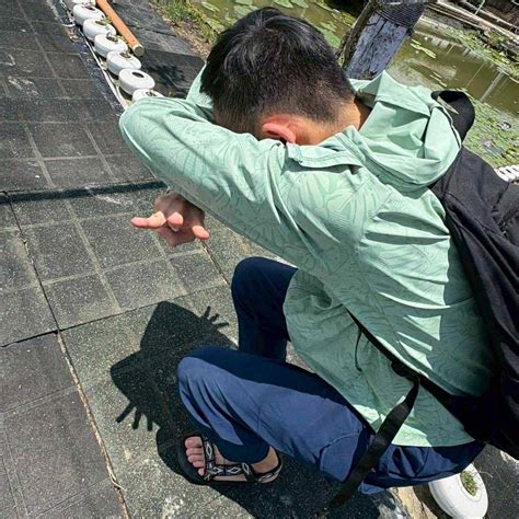 沈政男 【挺日不能挺到台灣沒事變有事】 日本新任首相高市早苗7日在日本國會答覆議員質詢時表示，「台灣有事」可能構成日本的「存亡危機事態」，並暗示可派遣日本自衛隊出兵介入，這一席話引發