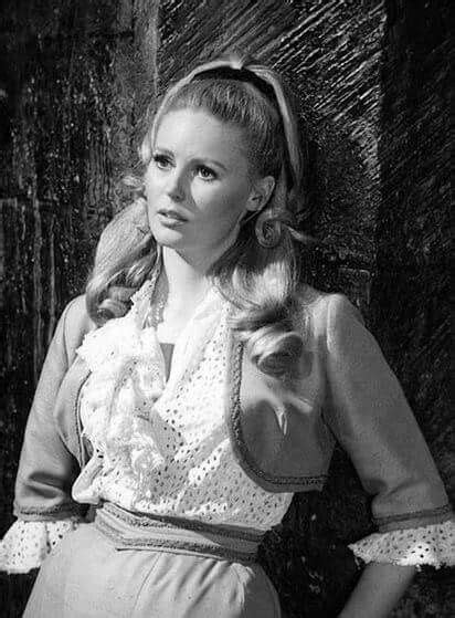 Veronica Carlson Hammer Horror Films Beautiful Women Pictures