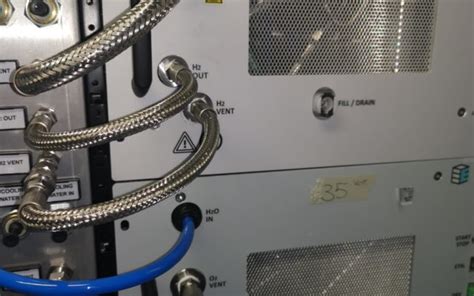 Containerised H2 System With Diverse Aem Electrolysers Enapter