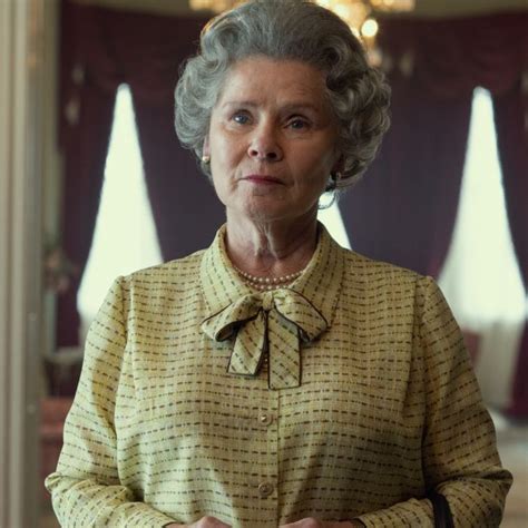 Rainha Elizabeth Ii Era Espectadora Assídua De The Crown Nas Primeiras