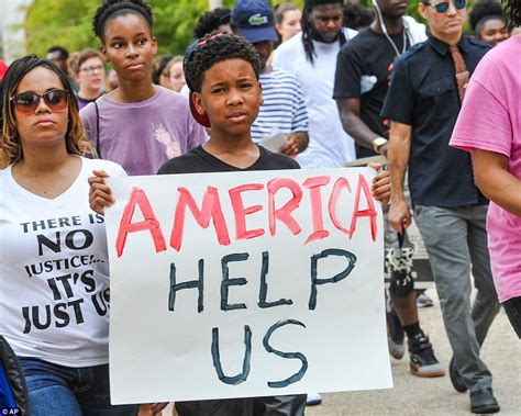 Baton Rouge Protester In Flowing Dress Is Identified As Ieshia Evans