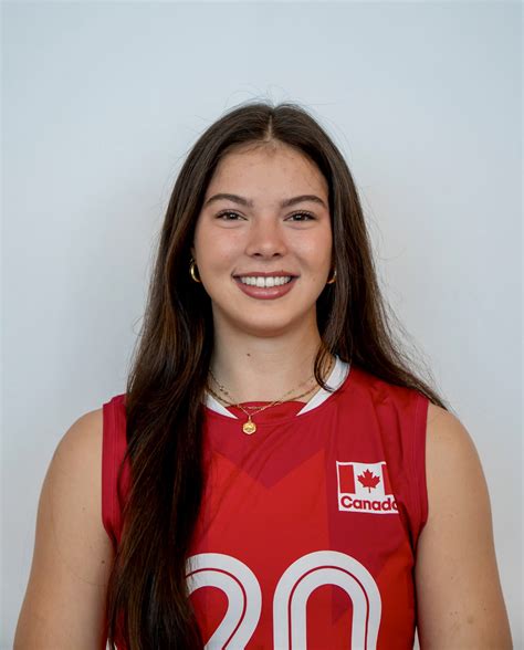 Lucy Borowski Volleyball Canada
