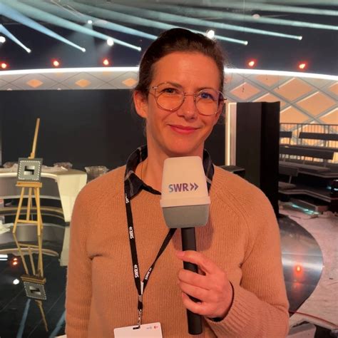 Julia Steeg Hinter Den Kulissen Der Wm Produktion