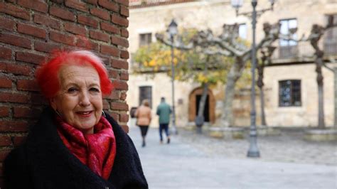 Ángeles Caso Y Rosa María Calaf En Mieres