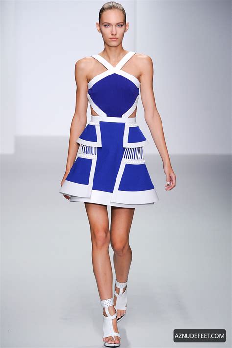 Vera Vavrova Feet Aznudefeet