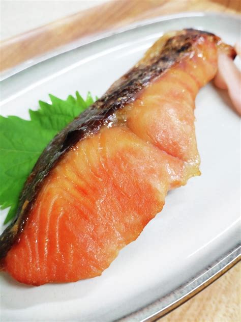 秋鮭もろみ漬け焼き★栄養士ママ By こいけん♪ 【クックパッド】 簡単おいしいみんなのレシピが395万品