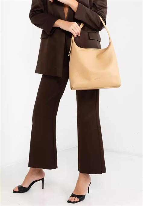 Buy Coccinelle Gleen Medium Shoulder Bag Online ZALORA Malaysia