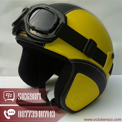 March 2017 Helm Retro Klasik