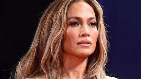 Jennifer Lopez To Host 2025 American Music Awards