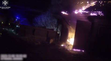 Масштабну пожежу приватного домоволодіння ліквідували на Теофіпольщині ВІДЕО XМ ІНСАЙД