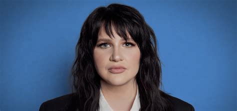 About Amanda Lindsey Cook Worship Leader Essential Worship