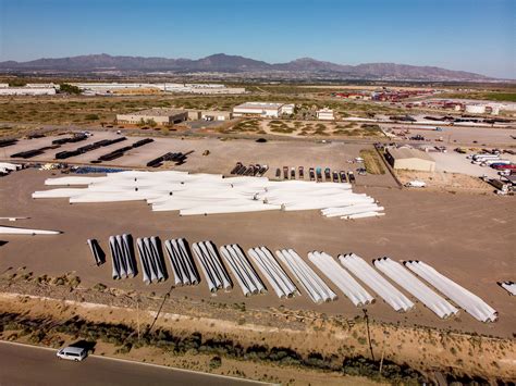 West Texas City Becomes Dumping Ground For Used Wind Turbine Blades