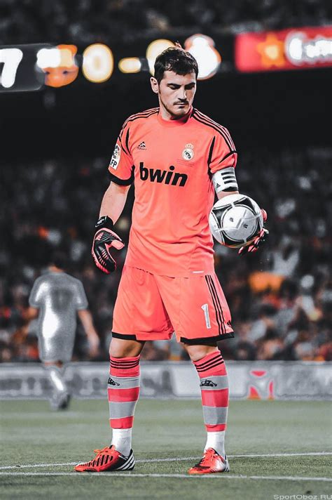 Iker Casillas Iker Casillas Goalkeeper Soccer Pictures