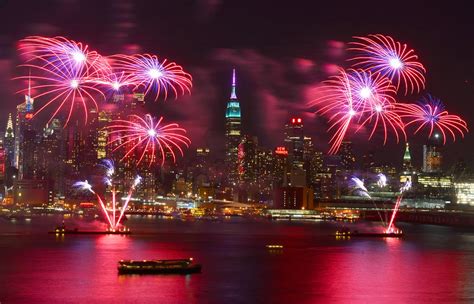 Fireworks Nyc July 4 2025 2025 Brian B Hamilton