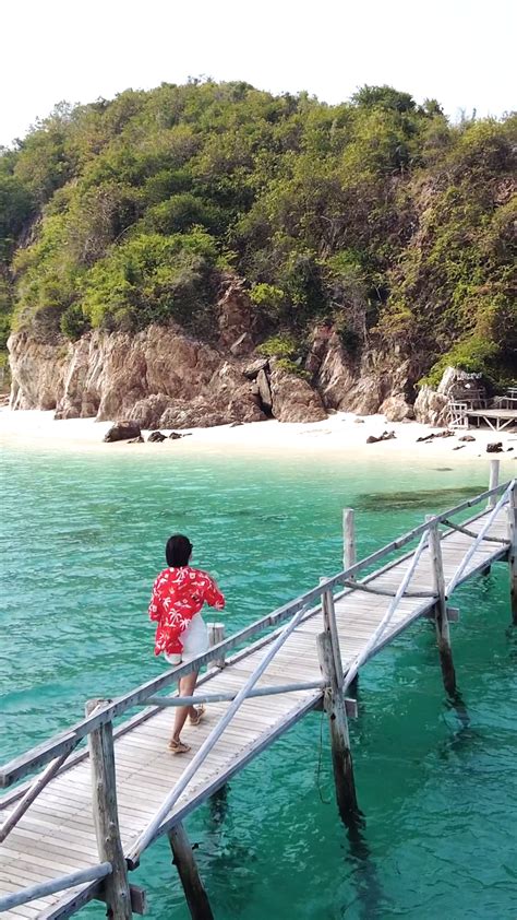 เกาะขามสัตหีบ ชลบุรี เกาะขามสัตหีบ ชลบุรี หยุดยาวสงกรานต์ไปเที่ยวกัน