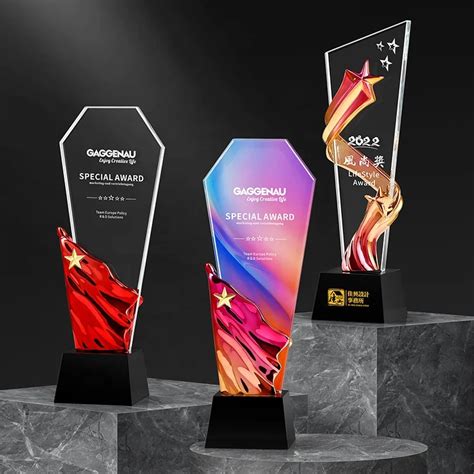 Souvenir Ts Crystal Glass Trophies Custom Color Printing Sports