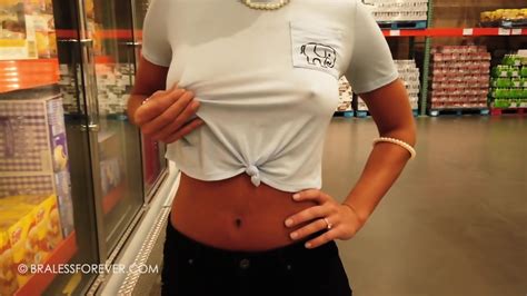 Flashing Her Tits In The Groceries Eporner