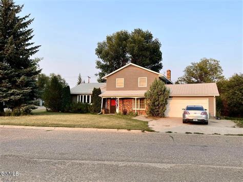 120 3rd Ave W Culbertson Mt 59218 See Est Value Schools And More