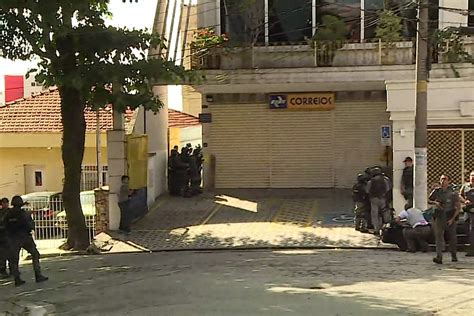 Reféns São Liberados Após Sequestro Em Correios De Sp Veja