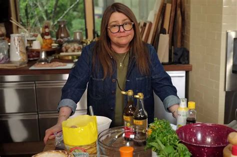 Rachael Ray Reveals Why She Hasnt Released New Episodes Of Her Podcast