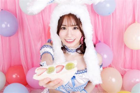 エスワン人気企画 食べ写 をもっと楽しめる可愛いアザーカット オフショット厳選放出 FANZAニュース
