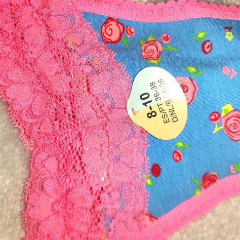 Трусики яскраві Primark — ціна 128 грн у каталозі Трусики Купити жіночі речі за доступною ціною