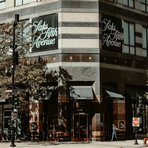 Saks Fifth Avenue Bella Tw