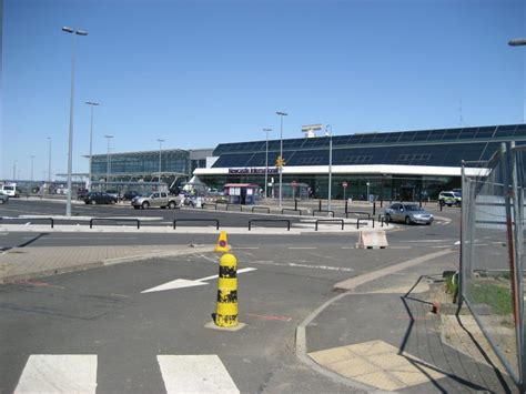 Aeropuerto Internacional De Newcastle Ncl Aeropuertos Net