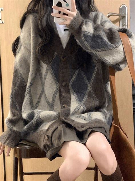 Emmiol Free Shipping 2024 V Neck Argyle Button Front Cardigan Coffee