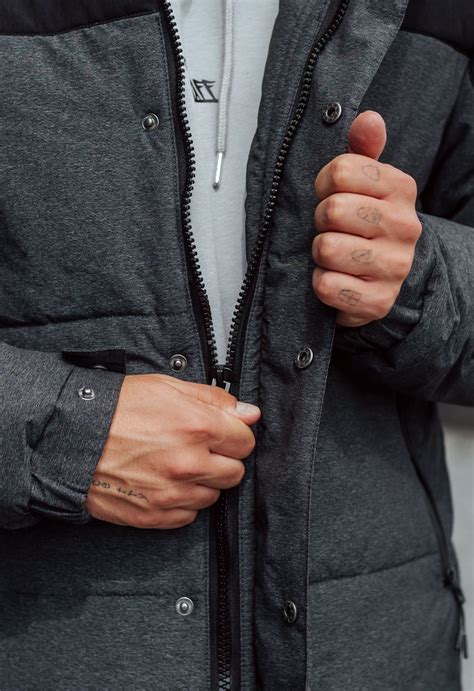 Куртка зимова чоловіча Staff Mi Graphite And Black графітово чорного кольору тепла для хлопця