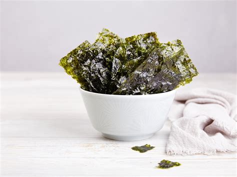 8 Iodine Rich Foods You Need In Your Diet Says Science