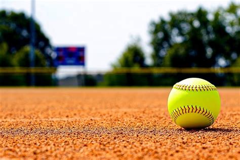 250 Best Softball Team Names The Bat Nerds